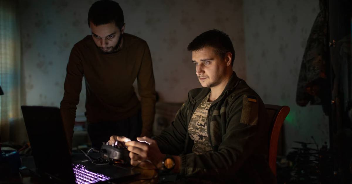 The Guardian: Україна посилює боротьбу ударами безпілотників вглиб ...