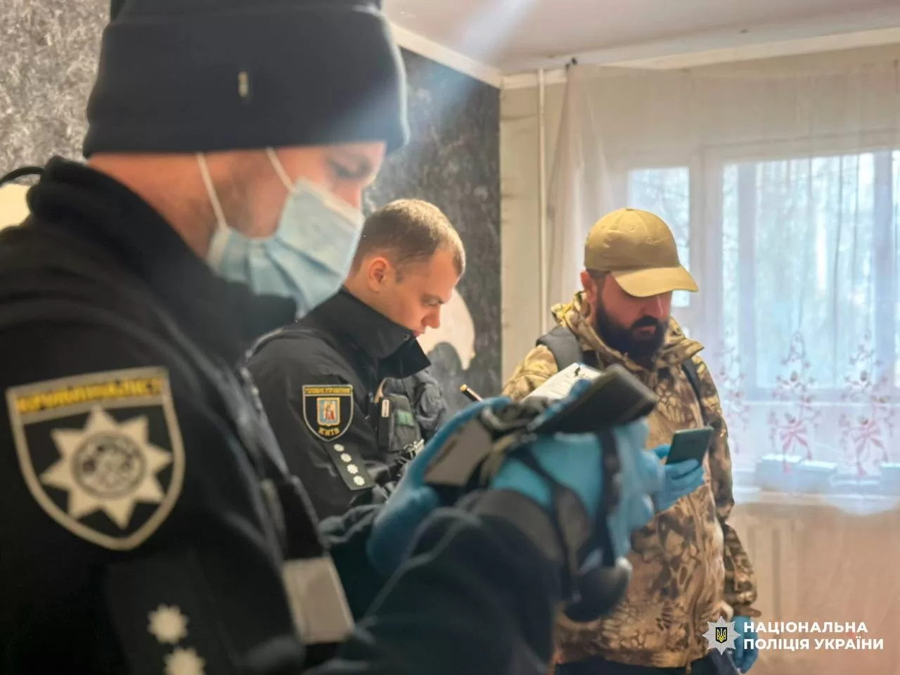 У Києві чоловік до смерті побив знайому: підозрюваного затримали. Читайте на UKR.NET