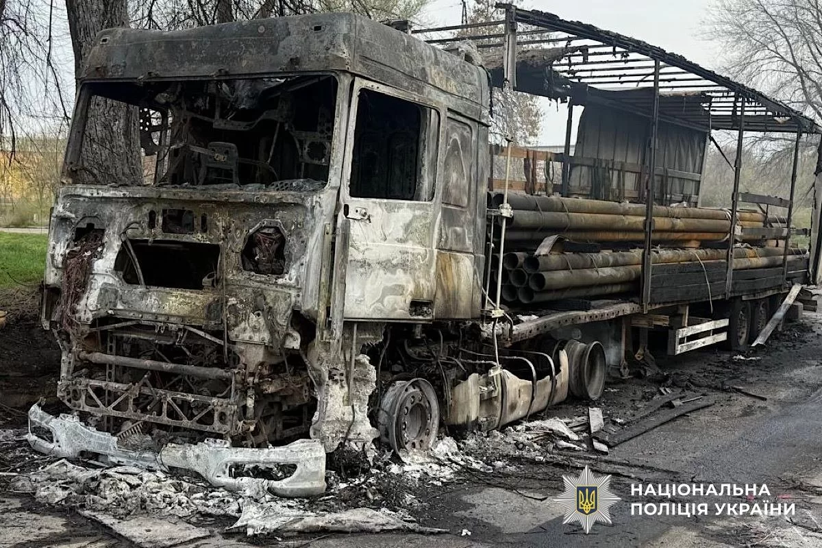 Russians struck a facility in Nikopol: trucks burned, one man killed ...
