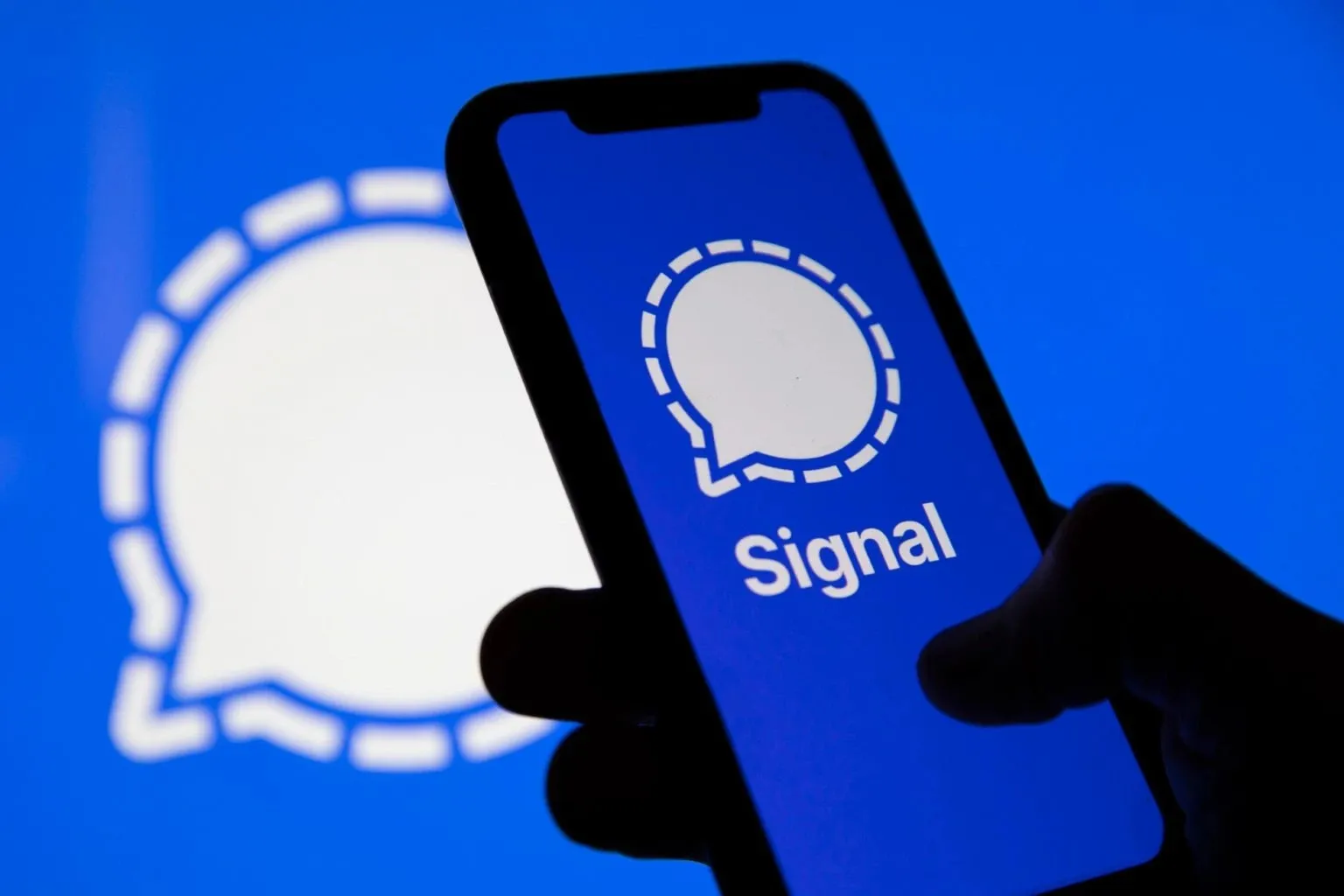 Німеччина підозрює Росію в кібератаках через Signal на політиків ...